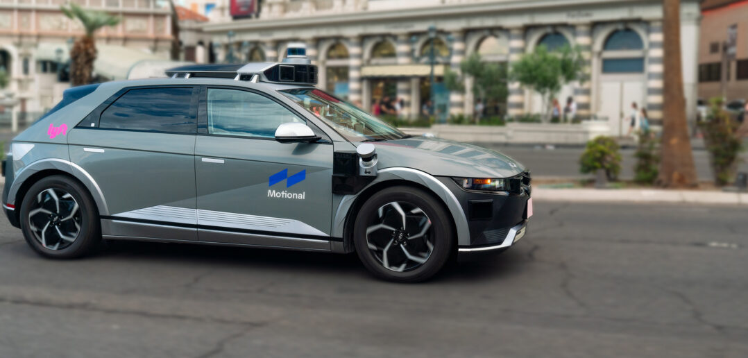 Lyft delivers first customer rides in Ioniq 5 robotaxi | ADAS ...