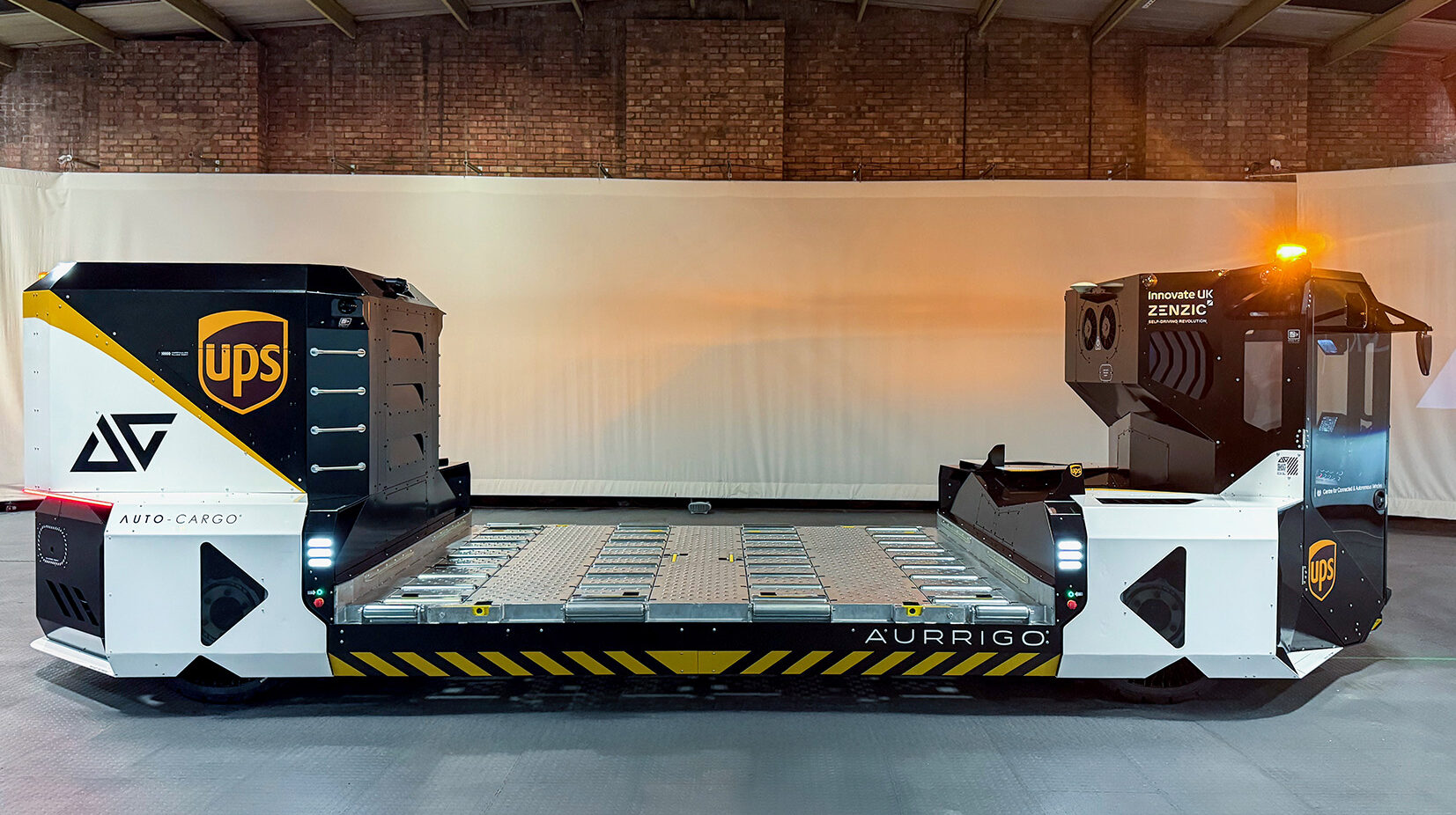 Aurrigo International debuts Auto-Cargo autonomous airside vehicle ...